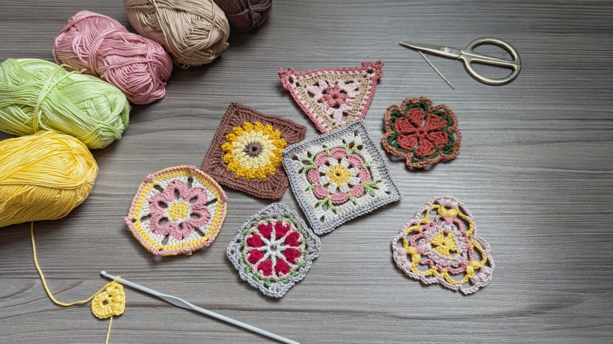 100+ Granny Square Motifs - the Ultimate Granny Collection - trishagurumi